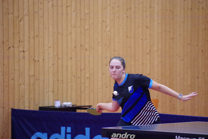 Stark aufspielende Elina Meyer bei ihrem ersten Landesligaeinsatz ...