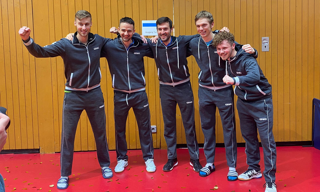Wieder ein Herzschlagfinale in der Oberliga - Bayerischer Tischtennis ... Wieder ein Herzschlagfinale in der Oberliga - Bayerischer Tischtennis ...