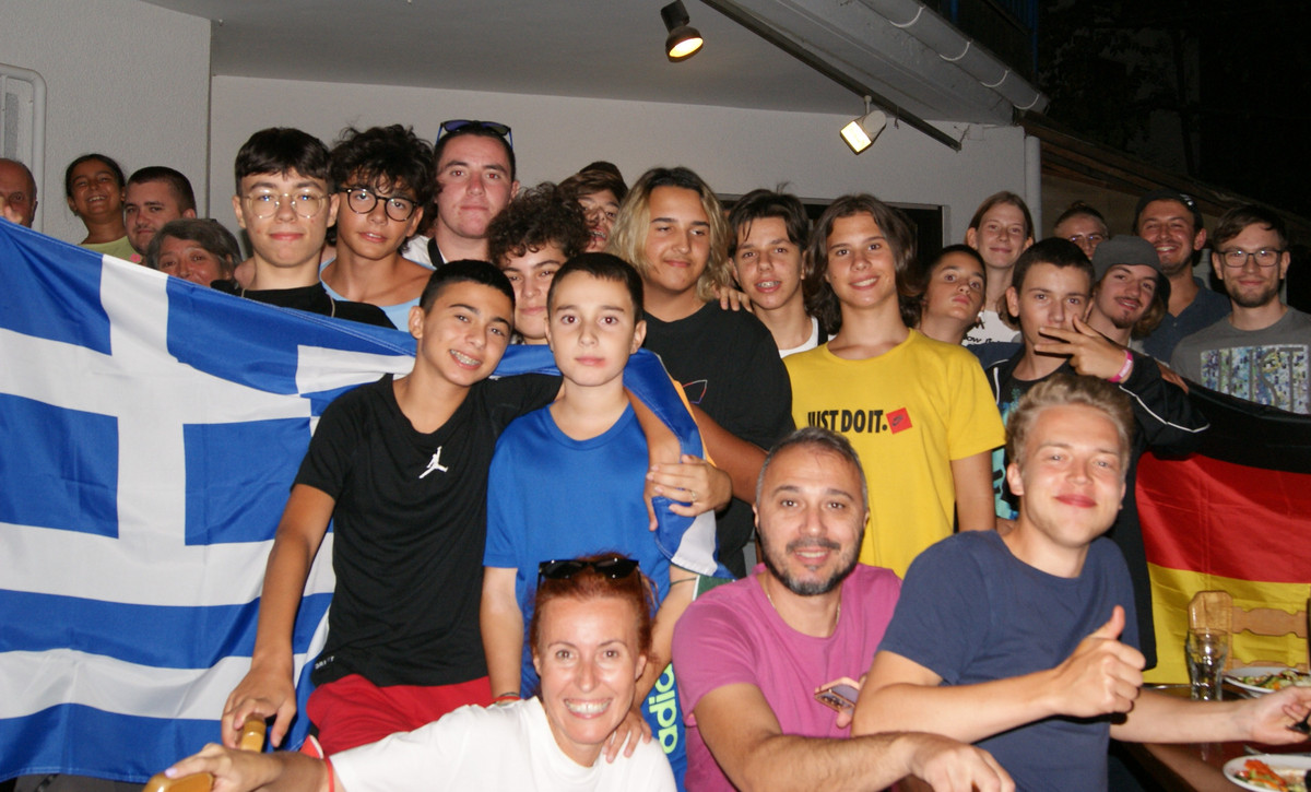 Die Griechen sind da! Endlich! - Bayerischer Tischtennis-Verband