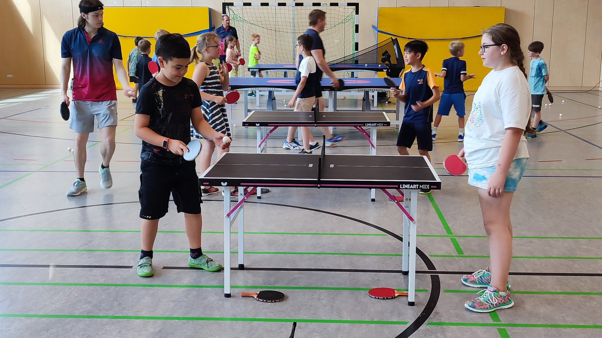 Nachwuchsgewinnung an Grundschulen mit dem DTTB Schnuppermobil ...