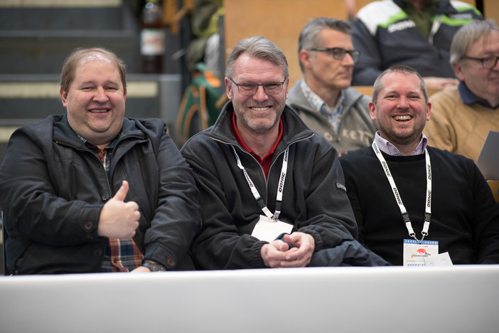 Nico Christ zieht bei seiner 21. DM in die Hauptrunde ein - Bayerischer ...