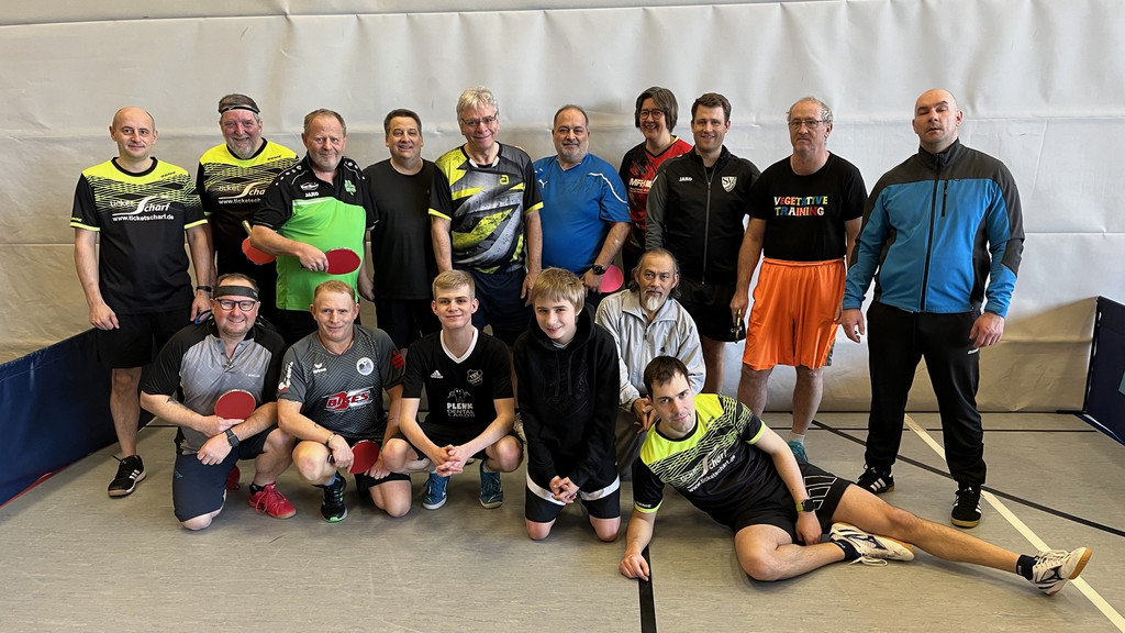 Startschuss für die 12. Auflage des BTTV Bavarian TT-Race ist erfolgt ...